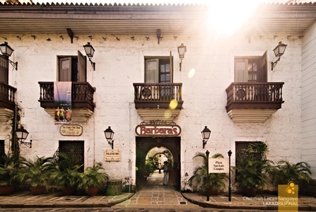 METRO MANILA | Plaza San Luis at Intramuros - Lakad Pilipinas